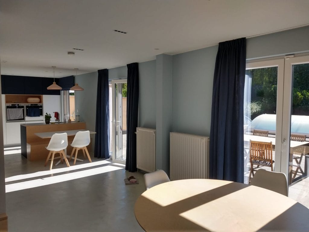 Service Stores & tissus sur mesure - Peintura - Votre magasin et ...